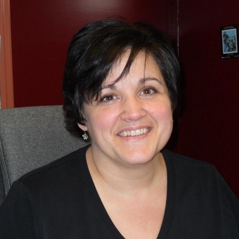 About Lisa | Pull Up a Chair